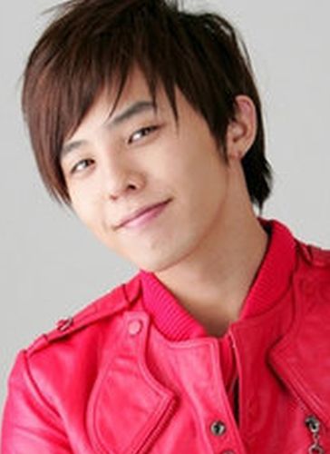 g-dragon-before-surgery-transformation - Plastic Surgery Mistakes